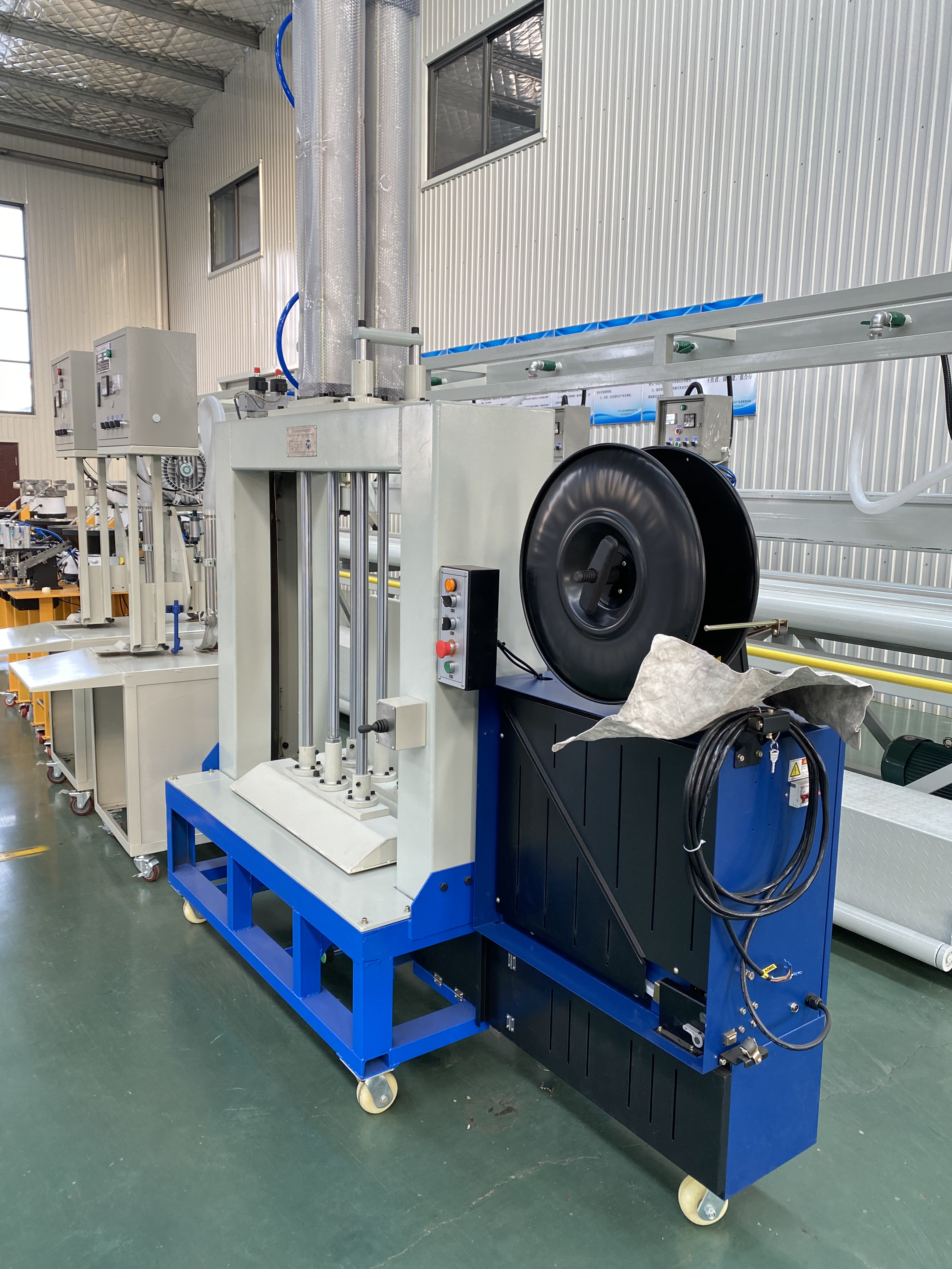 Tarpaulin Press Strapping Machine Belt Packing Machine