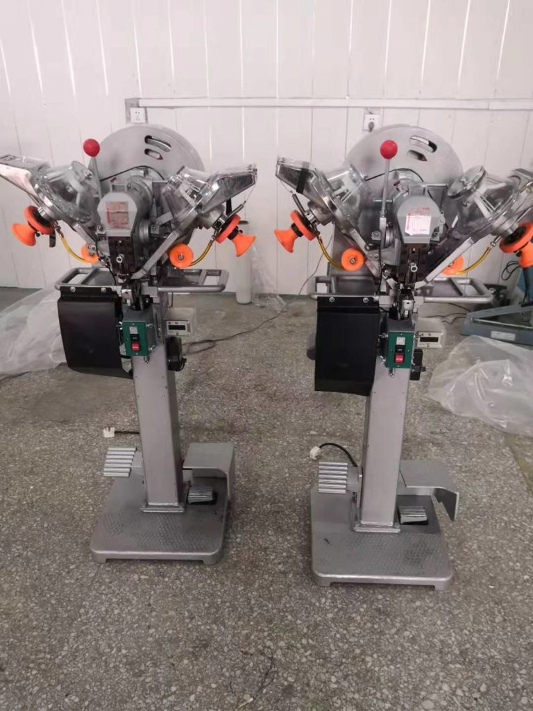 Face Shield Button Riveting Machine Button Attaching Machine